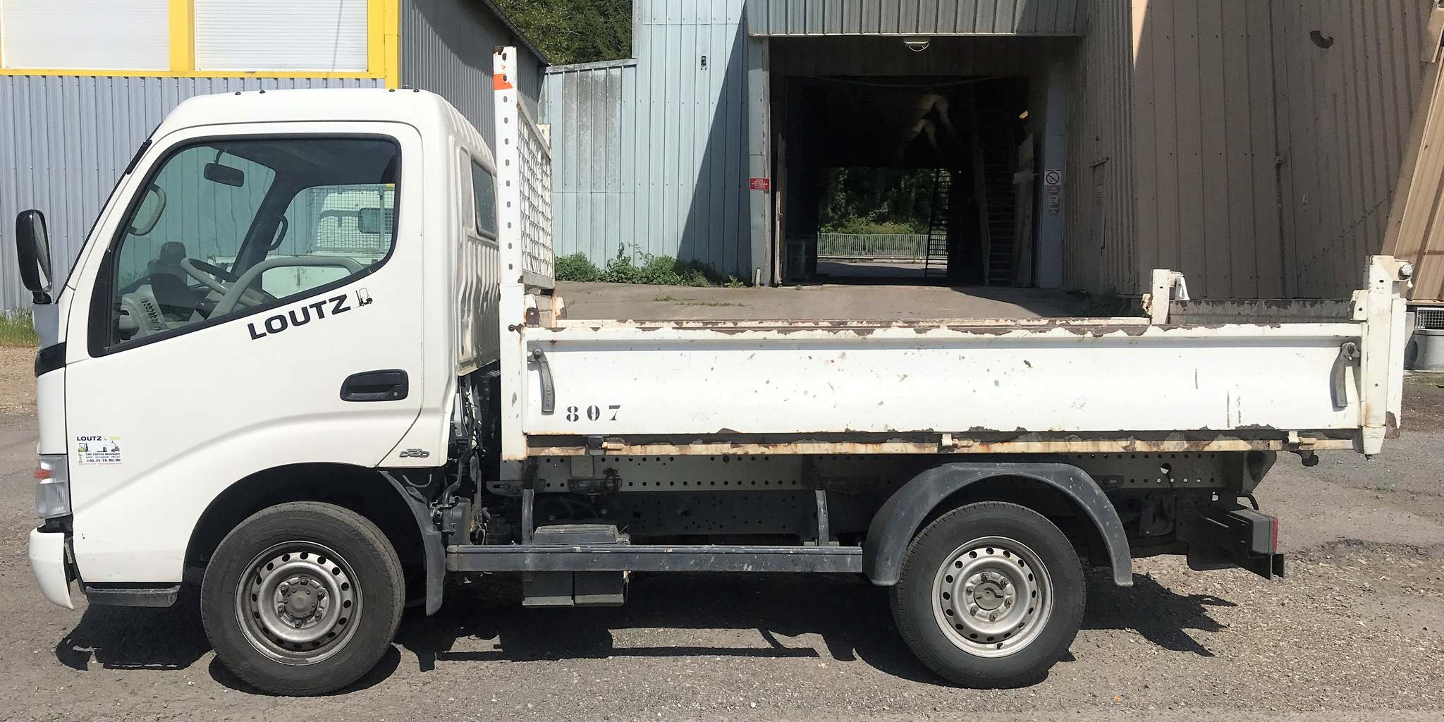 Camion benne Toyota NT21Y à vendre sur Loutz